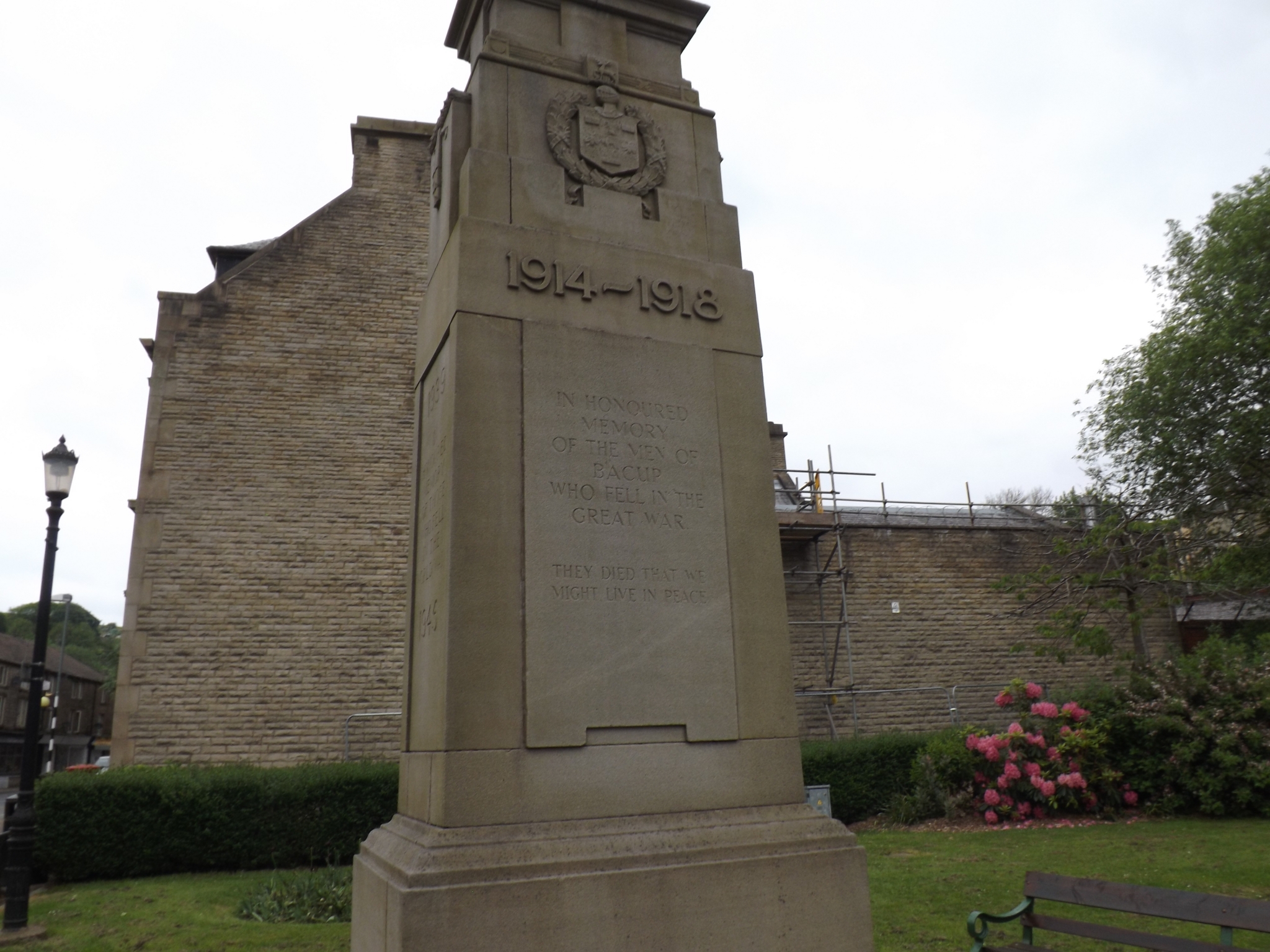 Bacup Cenotaph - War Memorials Online